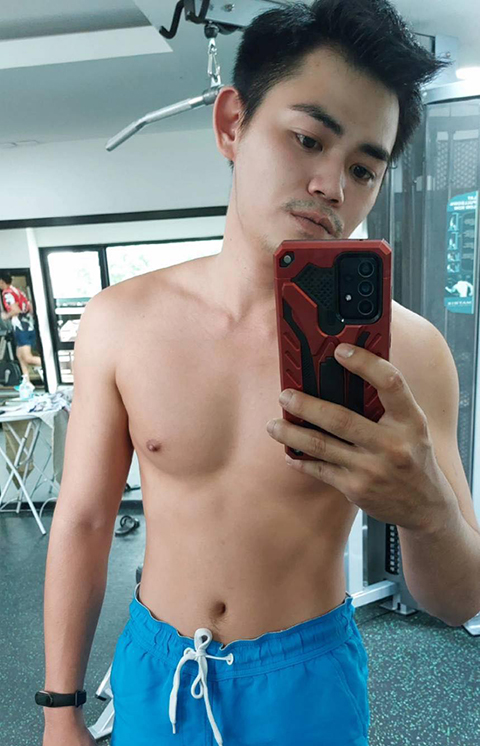 Palm – 168cm / 58kg – Men”s Massage, Bangkok, Thailand.