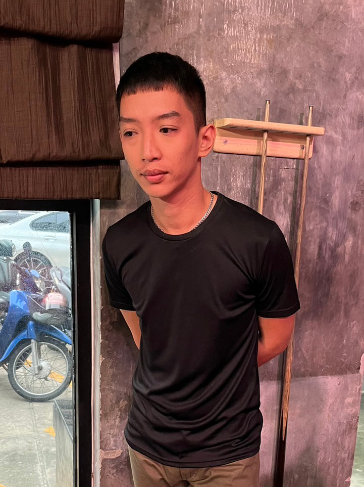Go – 175cm / 68kg – Men”s Massage, Bangkok, Thailand.
